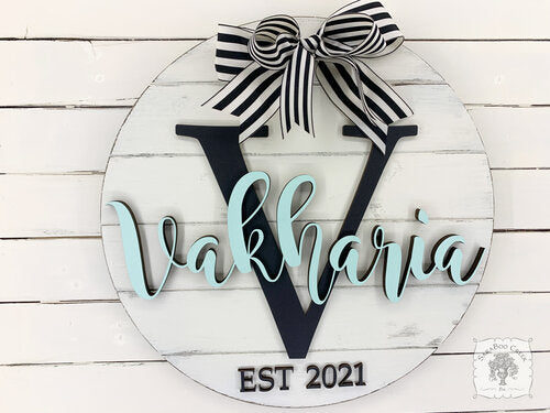 20" Round Sign with Initial, Overlapping Last Name, & Est Year - Great ...